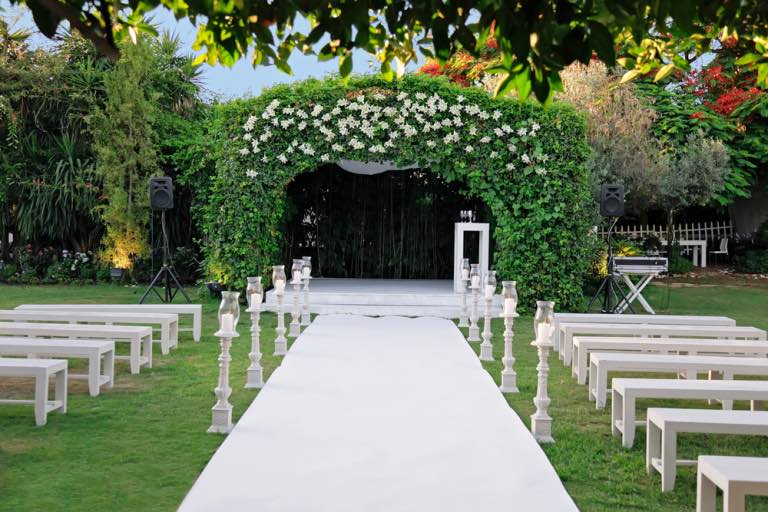 Why Carts and Booths is a Must for Your Outdoor Wedding Reception ...